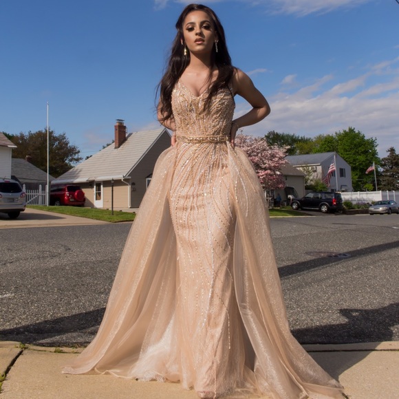 Lucci Lu | Dresses | Lucci Lu Embellished Overskirt Prom Dress Size 2 ...